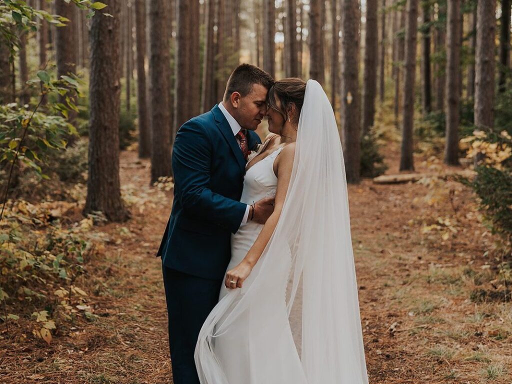 Intimate Rochester NY Wedding Venue at Cummings Nature Center